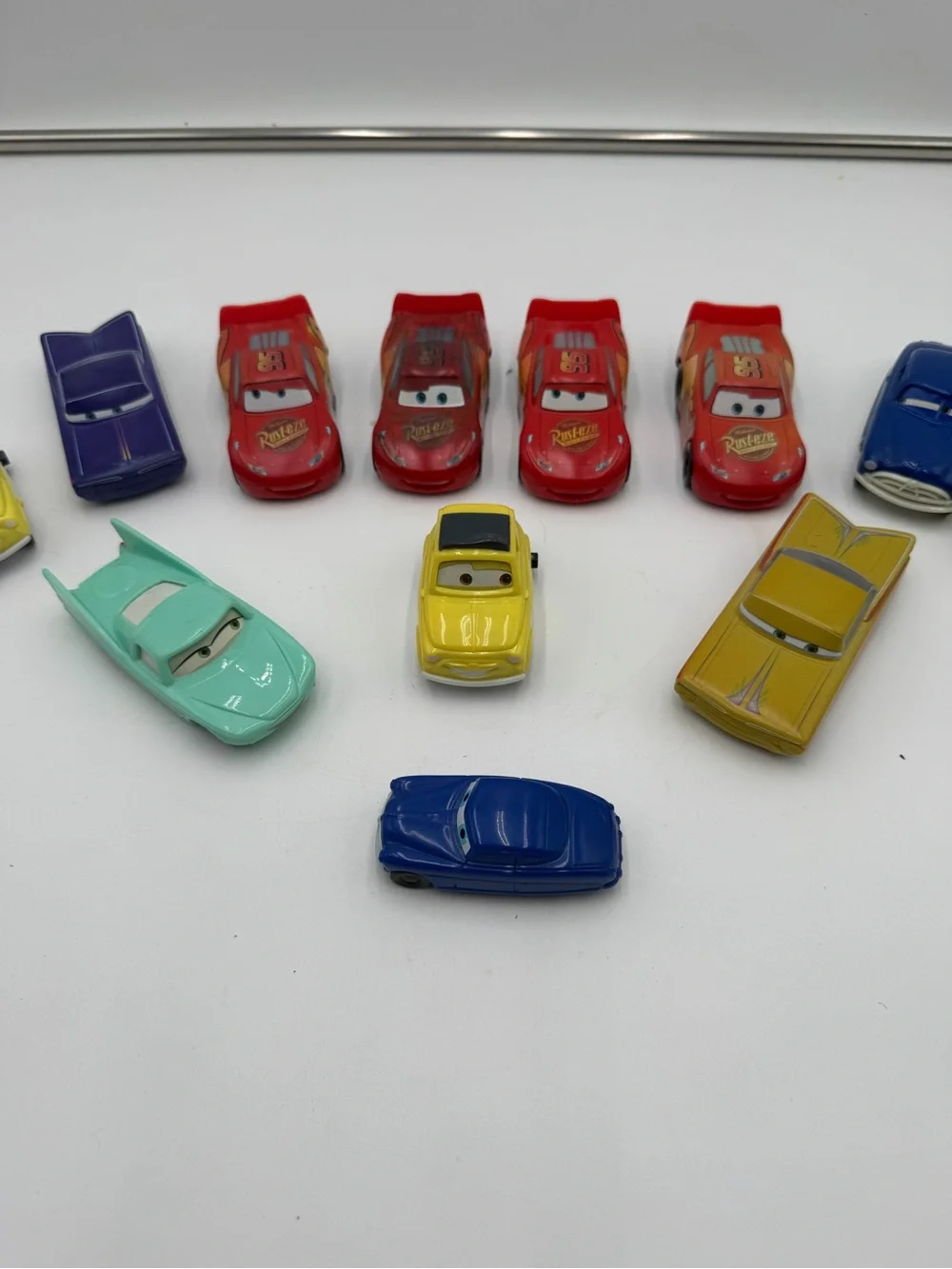 Disney | Toys | Disney Pixar Cars Lot 2 Pull Back Vehicles Lightning ...